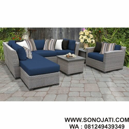 Merlyn outdoor sectional